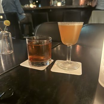 TEARDROP COCKTAIL LOUNGE - Updated December 2024 - 897 Photos & 976 ...