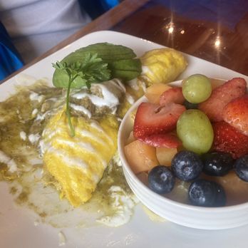 ROOSTERS ON THE RIVER - 28 Photos & 24 Reviews - 1379 Garden Hwy ...