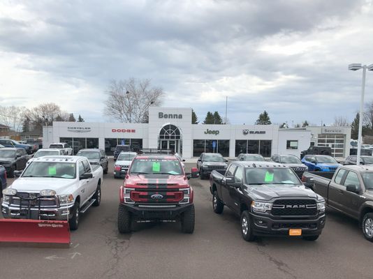 BENNA CHRYSLER DODGE JEEP RAM - Updated July 2025 - 10 Photos - 3022 ...