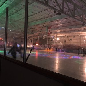 JACKSONVILLE ICE & SPORTSPLEX - 102 Photos & 39 Reviews - 3605 Philips ...