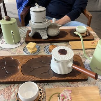 VALLEY BROOK TEA - Updated August 2024 - 155 Photos & 98 Reviews - 2015 ...