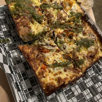 CUSHWA AND RAD PIES TAPROOM - Updated December 2024 - 173 Photos & 77 ...