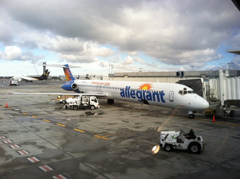ALLEGIANT AIR - Updated August 2025 - 186 Reviews - 4255 Mitchell Way ...