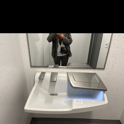 VAN NUYS BRANCH LIBRARY - Updated January 2026 - 28 Photos & 30 Reviews ...