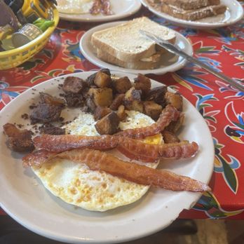 THE OMELETTRY - Updated April 2025 - 394 Photos & 508 Reviews - 4631 ...