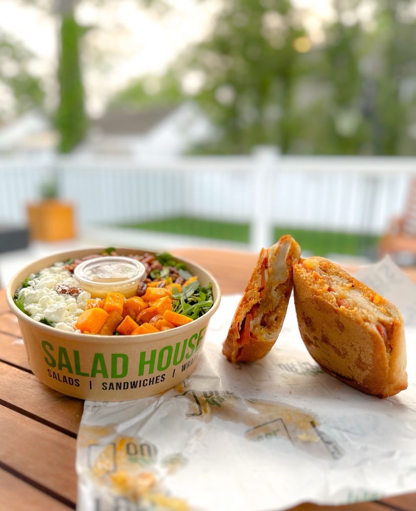 SALAD HOUSE - Updated June 2025 - 14 Photos & 27 Reviews - 391 George ...