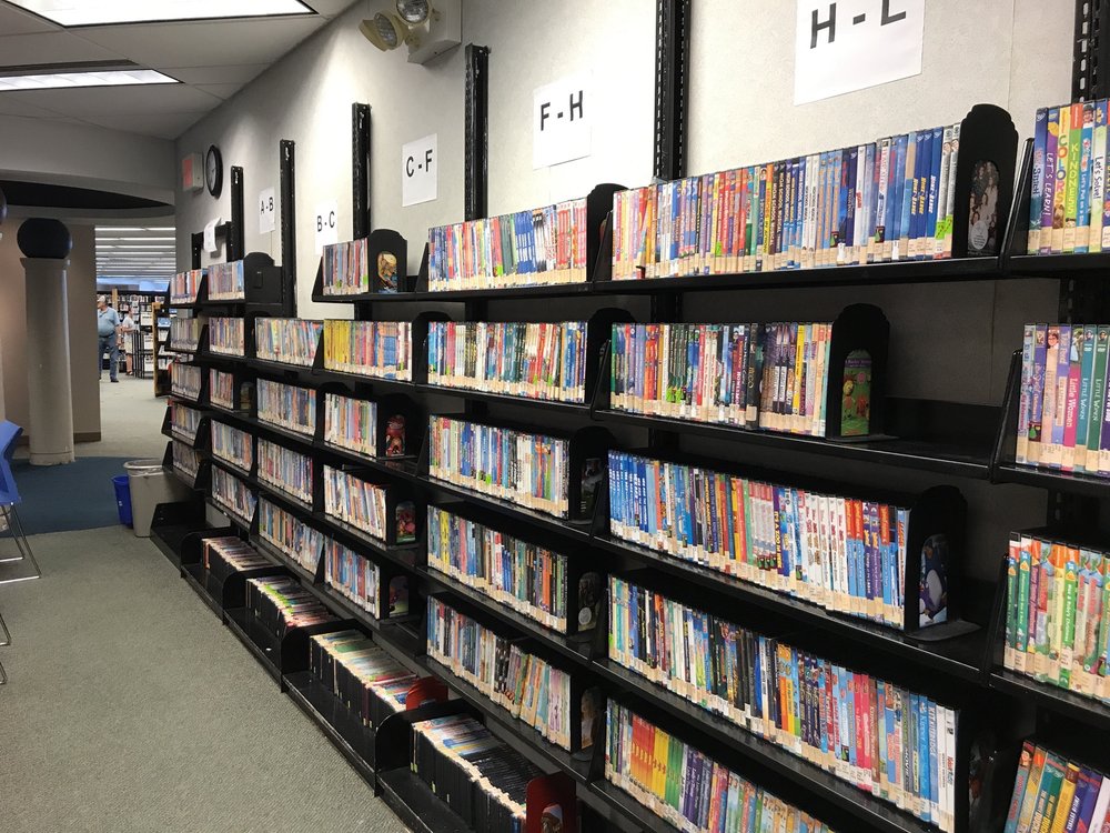 STERLING HEIGHTS PUBLIC LIBRARY - Updated December 2025 - 20 Photos ...