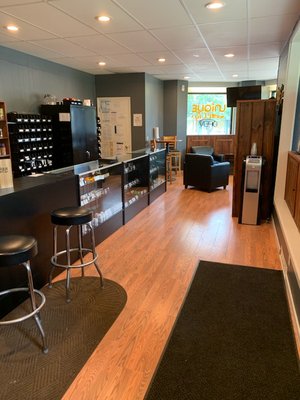 UNIQUE ECIGS - Updated January 2026 - 5 Elm St, Malone, New York - Vape ...