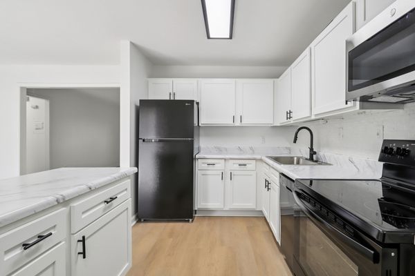 RENEW CHASTAIN - Updated May 2026 - 38 Photos - 4883 Roswell Road ...