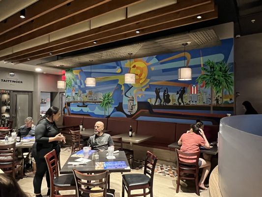 METROPOL RESTAURANT - Updated December 2025 - 49 Photos & 22 Reviews ...