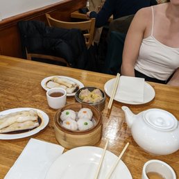 WINSOR DIM SUM CAFÉ - 1210 Photos & 1212 Reviews - 10 Tyler St, Boston ...