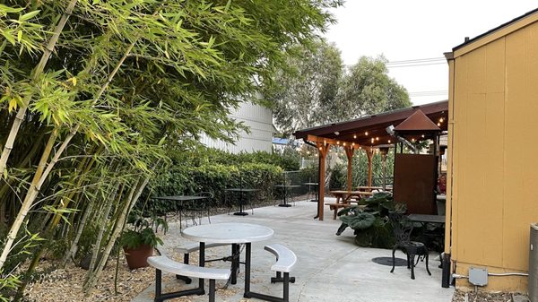 808 GRINDS HILLSBORO - Updated July 2025 - 386 Photos & 348 Reviews ...