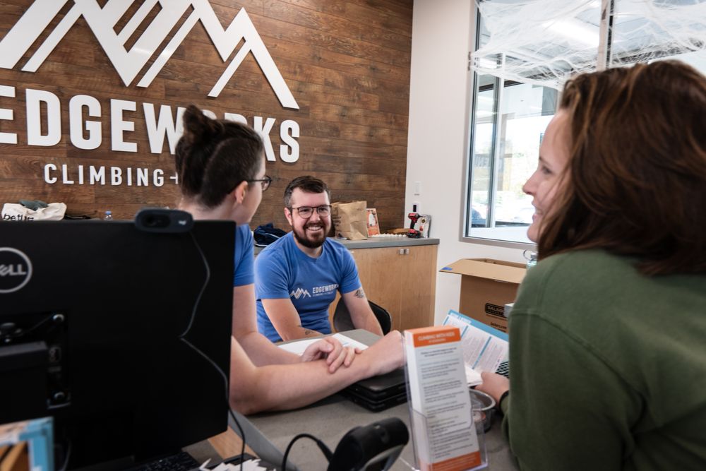 EDGEWORKS CLIMBING - BEL-RED - Updated December 2025 - 22 Photos - 1645 140th Ave NE, Bellevue ...