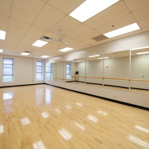 MID-COUNTY FAMILY YMCA - Updated February 2025 - 29 Photos & 30 Reviews - 1900 Urban Dr ...