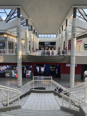 GALLERIA AT CRYSTAL RUN MALL - Updated January 2026 - 76 Photos & 40 ...