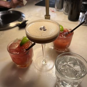 BAR LIS - 194 Photos & 141 Reviews - 1541 Wilcox Ave, Los Angeles, CA ...