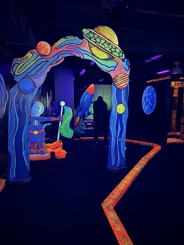 PUTTING EDGE - Updated June 2025 - 35 Photos & 23 Reviews - 1259 Rue ...