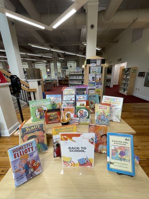 MEBANE PUBLIC LIBRARY - Updated December 2025 - 16 Photos - 101 S 1st ...