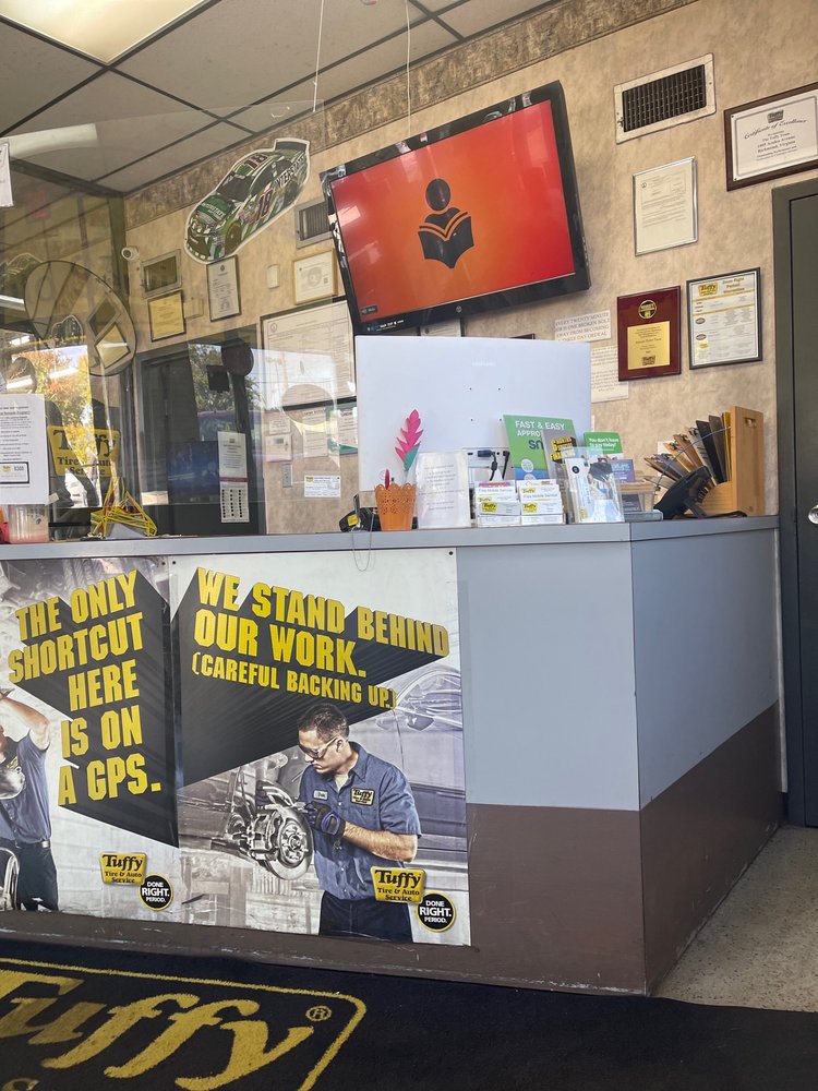 TUFFY TIRE & AUTO SERVICE CENTER - Updated December 2025 - 11 Photos ...