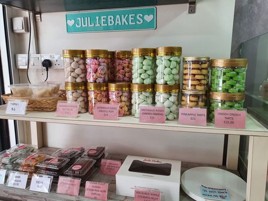JULIE BAKES - Updated July 2024 - 11 Photos - 14 Baghdad St, Singapore ...
