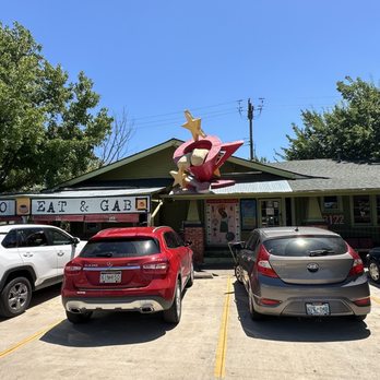 THE RED CUP - Updated December 2025 - 558 Photos & 380 Reviews - 3122 N ...