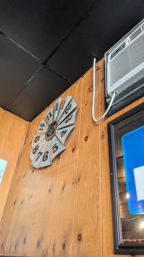 PIGEON INN - Updated August 2025 - 14 Photos & 18 Reviews - 110 W ...