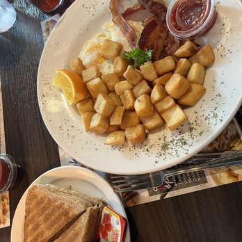 MARKHAM STATION - Updated January 2026 - 77 Photos & 35 Reviews - 10870 ...