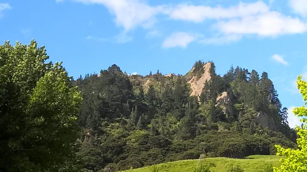 TINUI STATION HOMESTEAD - Updated July 2025 - 16 Photos - 4195 ...