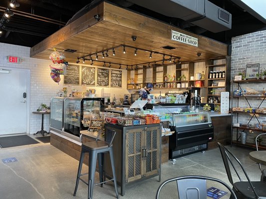 CAFE MOONDAY - Updated February 2025 - 79 Photos & 28 Reviews - 180 E ...