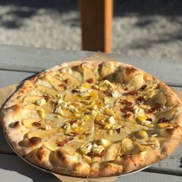 HUMBLE PIE - 369 Photos & 376 Reviews - 525 Rainier Ave S, Seattle ...