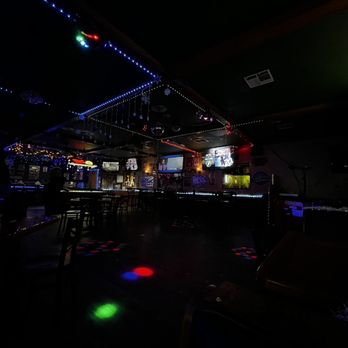 ALMOND TREE RESTAURANT & LOUNGE - Updated January 2025 - 58 Photos ...