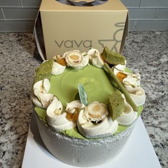 VAVA DESIGNER CAKES - Updated January 2026 - 57 Photos - 620 Yonge St ...