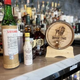 HUSH - Updated November 2024 - 764 Photos & 302 Reviews - 211 S Main St ...