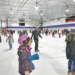TOWN OF OYSTER BAY ICE SKATING CENTER - Updated December 2025 - 14 ...