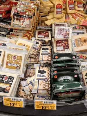 VONS - Updated January 2026 - 328 Photos & 340 Real Reviews - 2355 E ...