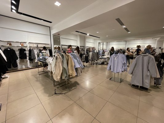 ZARA - Updated December 2025 - 55 Photos & 58 Reviews - 2223 S West ...