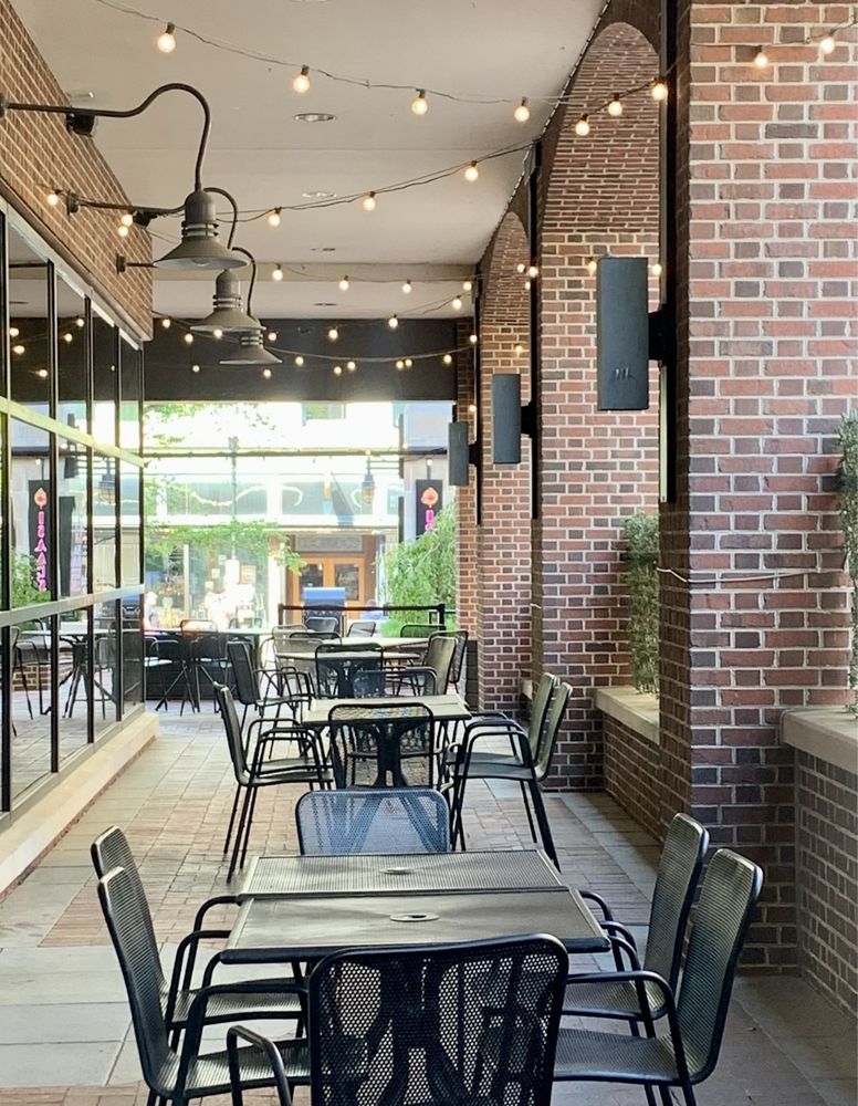 ISAAC’S CRAFT KITCHEN & BREWERY - DOWNTOWN LANCASTER - Updated ...