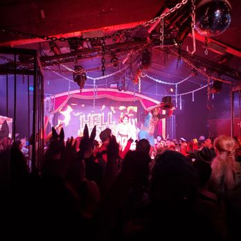 OASIS - Updated July 2025 - 374 Photos & 278 Reviews - 298 11th St, San ...