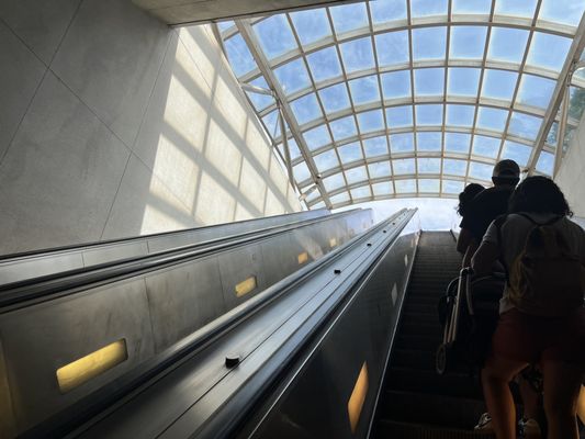 STADIUM-ARMORY METRO STATION - Updated December 2025 - 22 Photos - 192 ...