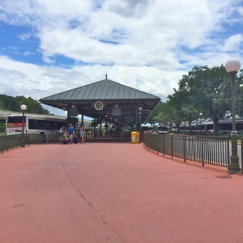 MAGIC KINGDOM BUS STATION - Updated December 2025 - 20 Photos & 20 ...