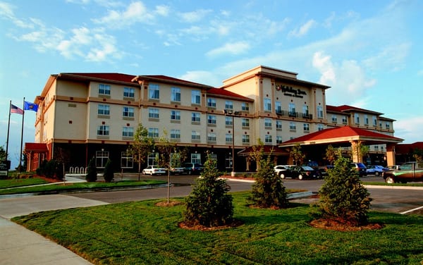 HOLIDAY INN & SUITES MADISON WEST - Updated July 2025 - 76 Photos & 65 ...