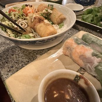 TAMARIND TREE RESTAURANT - Updated November 2024 - 1881 Photos & 1647 ...