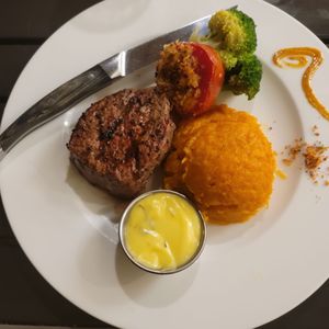 E & E STAKEOUT GRILL - 384 Photos & 357 Reviews - 100 Indian Rocks Rd N ...