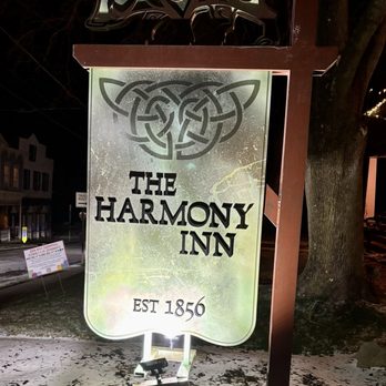 HARMONY INN - Updated April 2025 - 423 Photos & 315 Reviews - 230 ...
