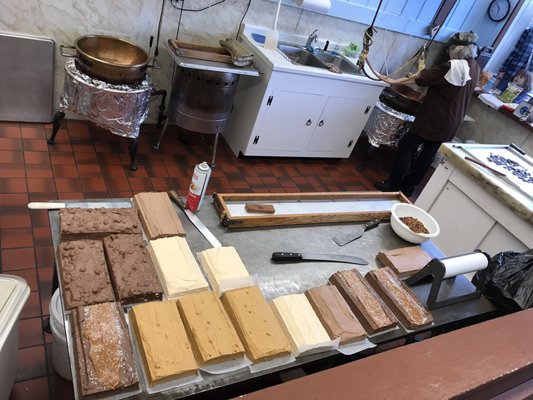 WISCONSIN DAIRYLAND FUDGE - 26 Photos & 11 Reviews - 216 Broadway ...