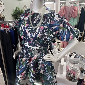 PAINTED TREE BOUTIQUE - Updated September 2025 - 122 Photos & 14 ...