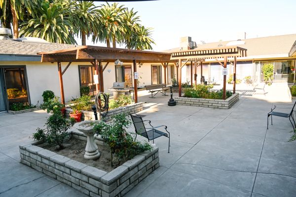 WOODCREST POST ACUTE & REHABILITATION - Updated January 2026 - 32 ...