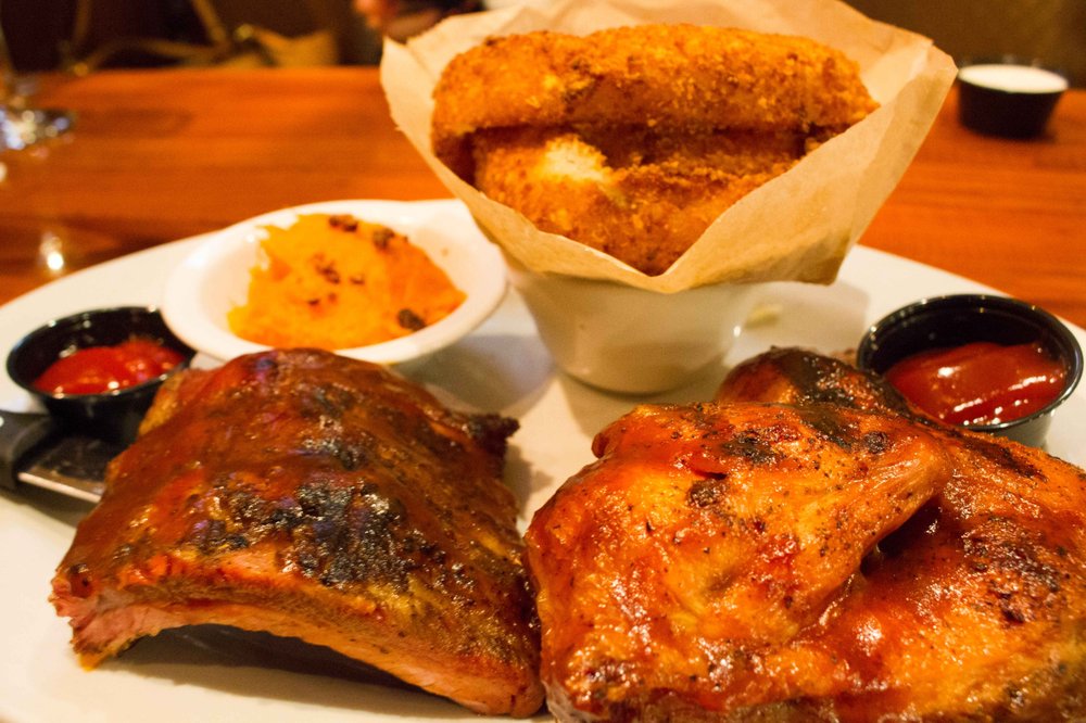 BANDITS’ GRILL & BAR - 226 Photos & 490 Reviews - Barbeque - 589 N ...