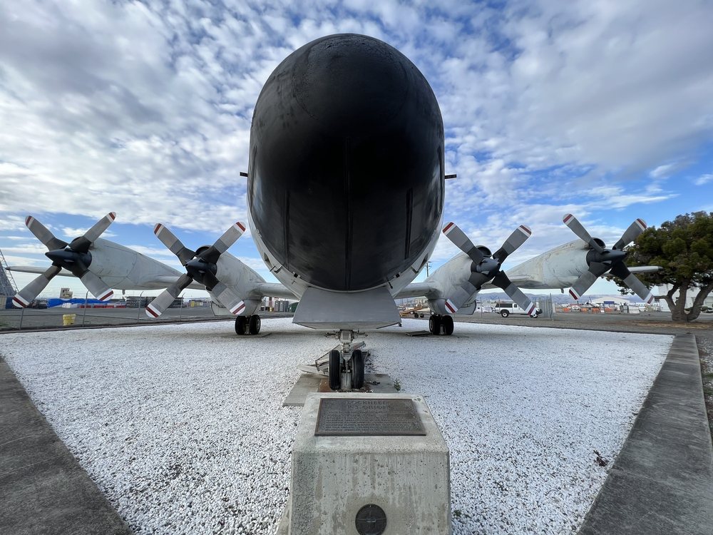 LOCKHEED P3 ORION - 158 Cody Rd, Mountain View, California - Landmarks ...
