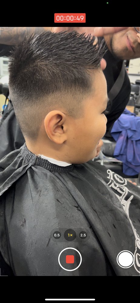 RAZOR BARBERSHOP - Updated November 2025 - 104 Photos & 48 Reviews ...